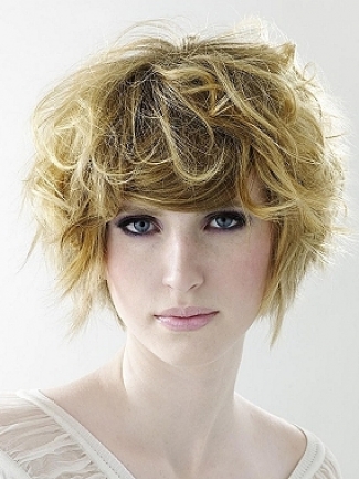 SHORT MESSY HAIRSTYLES: PROVIDE FUN AND STYLE | hairstyles 2013