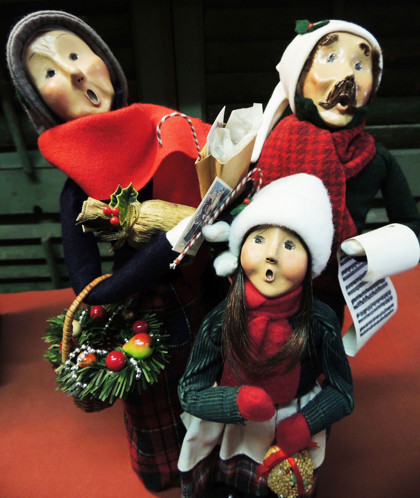 Ono Almanac: Caroling