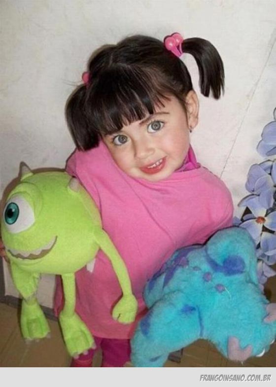 HIPERSESSÃO : Menina de 'Monstros S.A' na Vida Real
