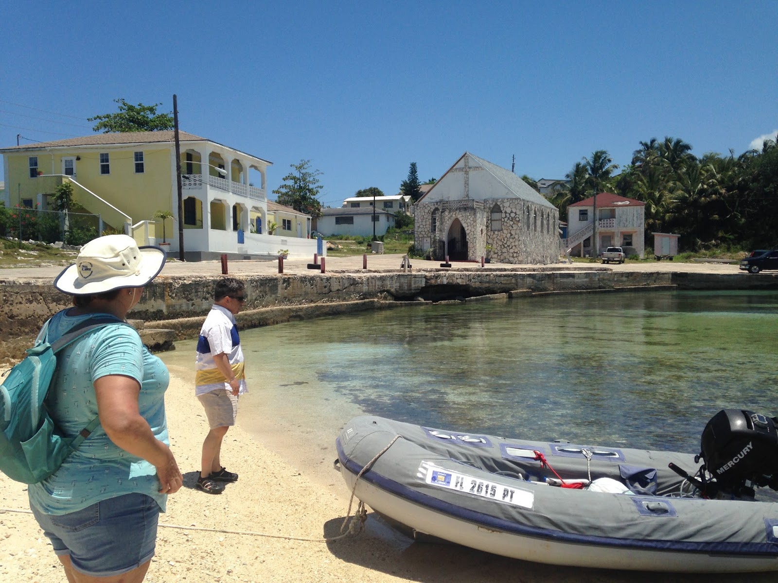 Adventures of Luck of a Fool: May 9, 2017 Gregory Town, Eleuthera