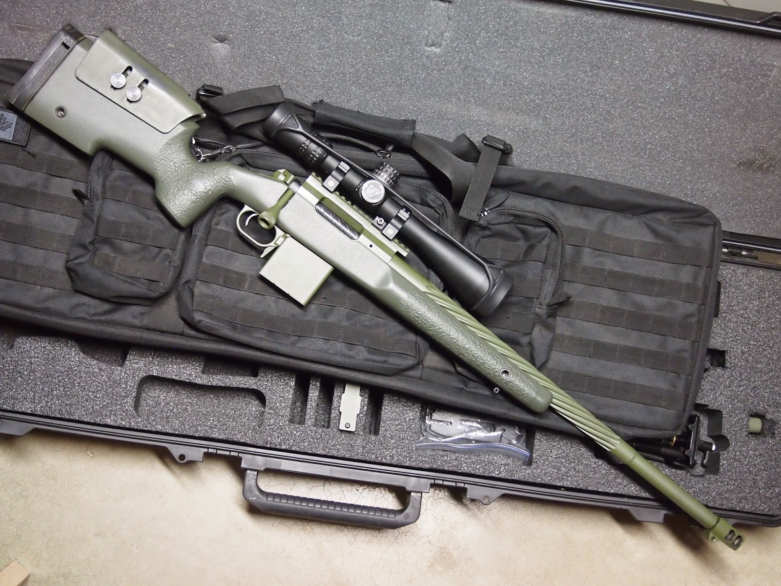Mister Donut's Firearms Blog: Colin's PGW Coyote
