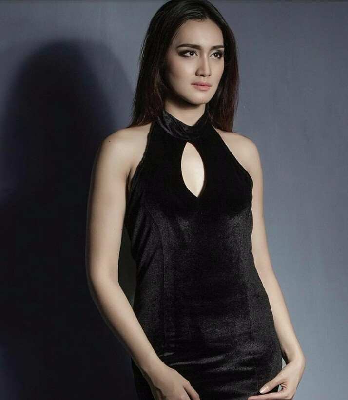 Foto dan Biodata Lengkap Intan Saumadina, Presenter Cantik Liga 1 ...