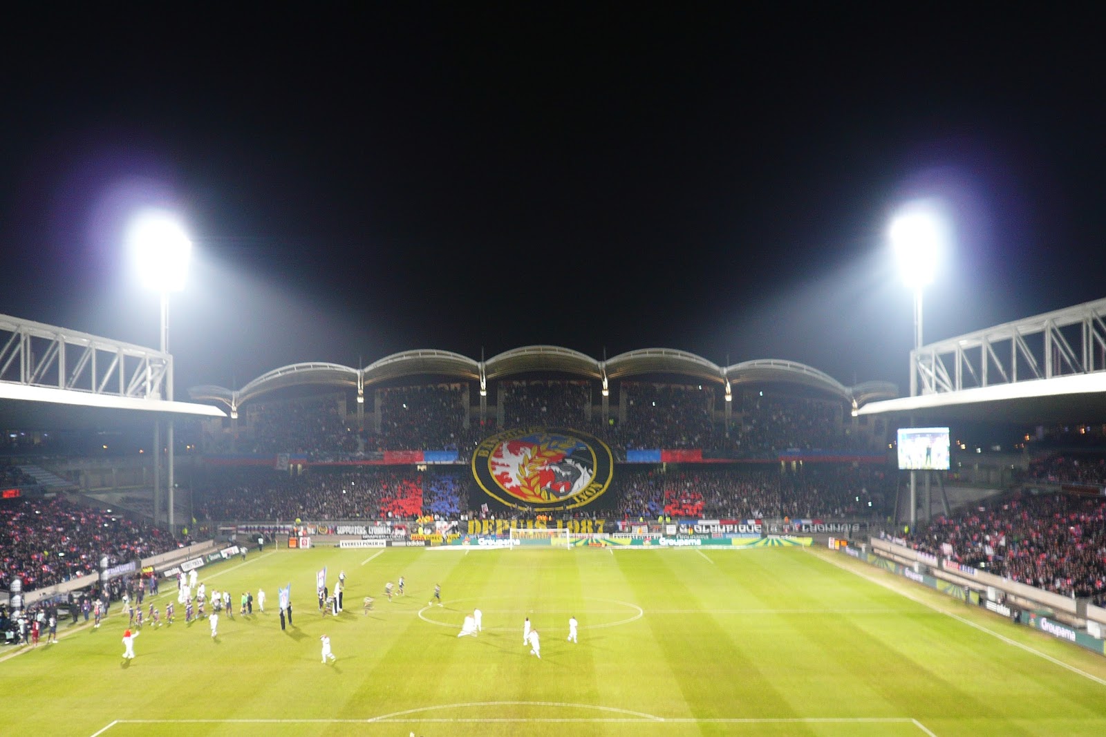 Fun in Lyon: On a testé pour vous : un match à Gerland