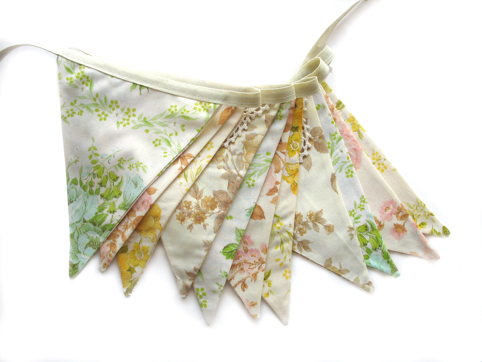 Merry-Go-Round Handmade: Vintage Retro Upcycled OOAK Flag bunting newly ...