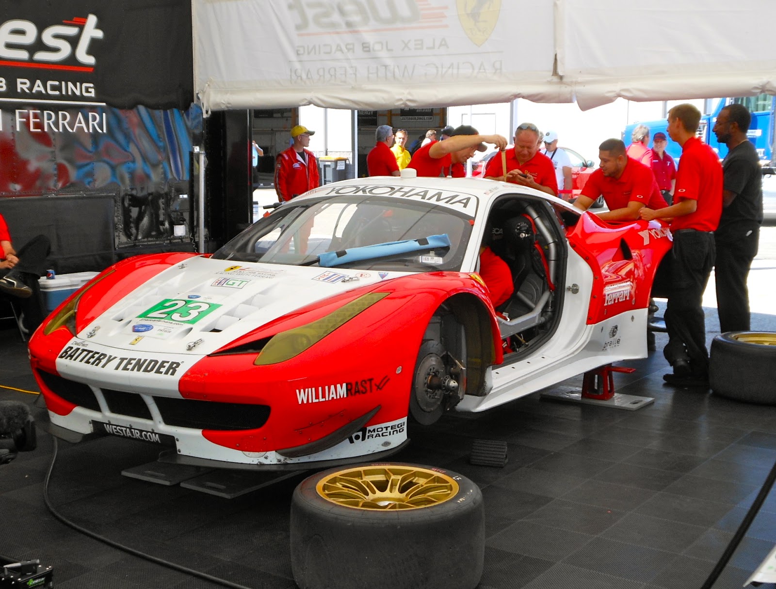 Pilotes Anciens: Road America 2013 ALMS: GT In The Paddock
