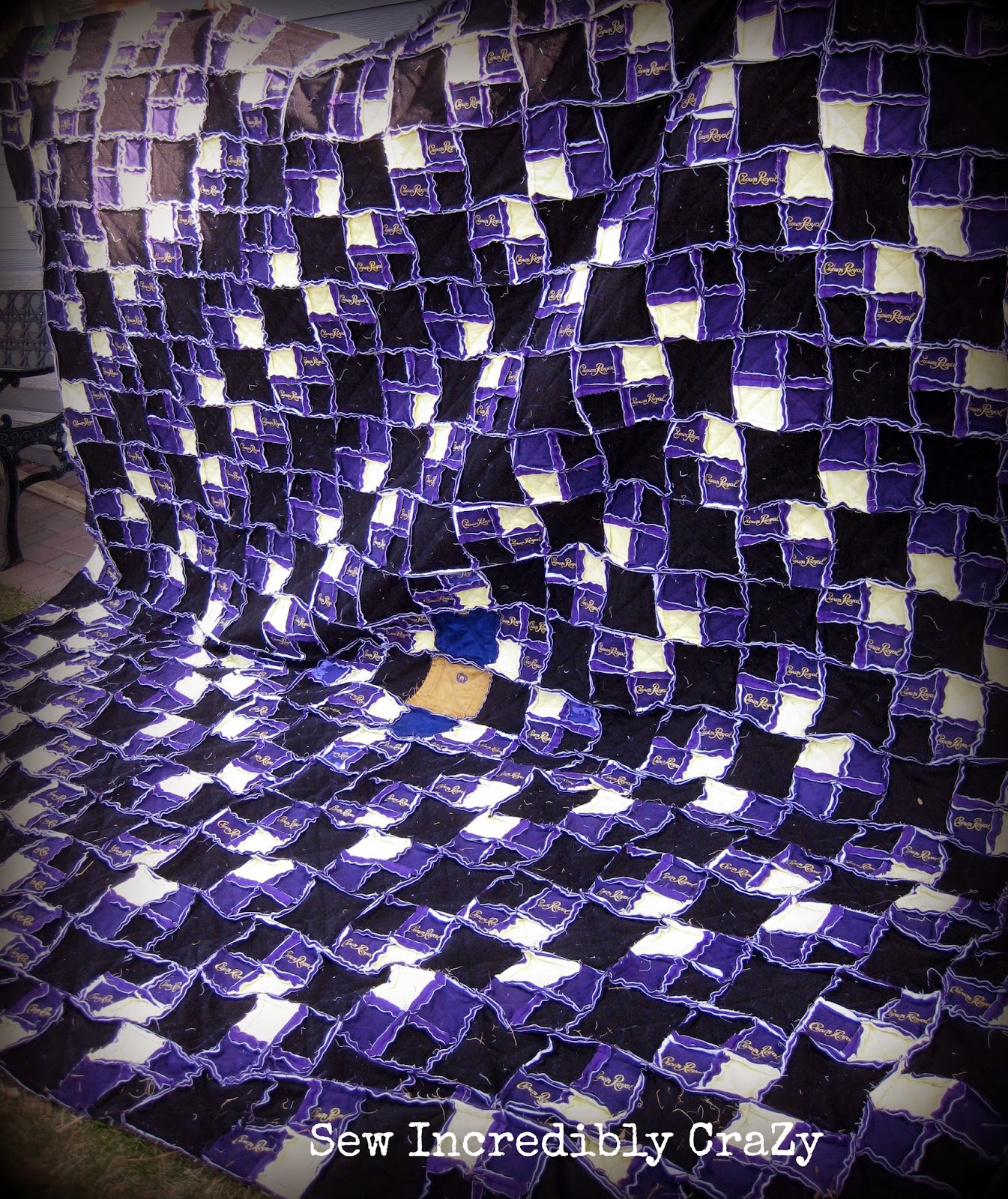 Sew Incredibly Crazy: My First Rag Quilt