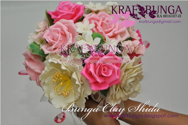 Clay flowers by Krafbunga