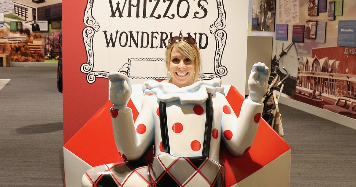 Through the Lens Daily: Whizzo's Wonderland