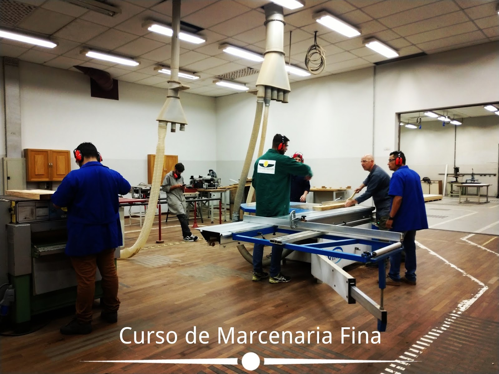 Técnicas de marcenaria: CURSO DE MARCENARIA