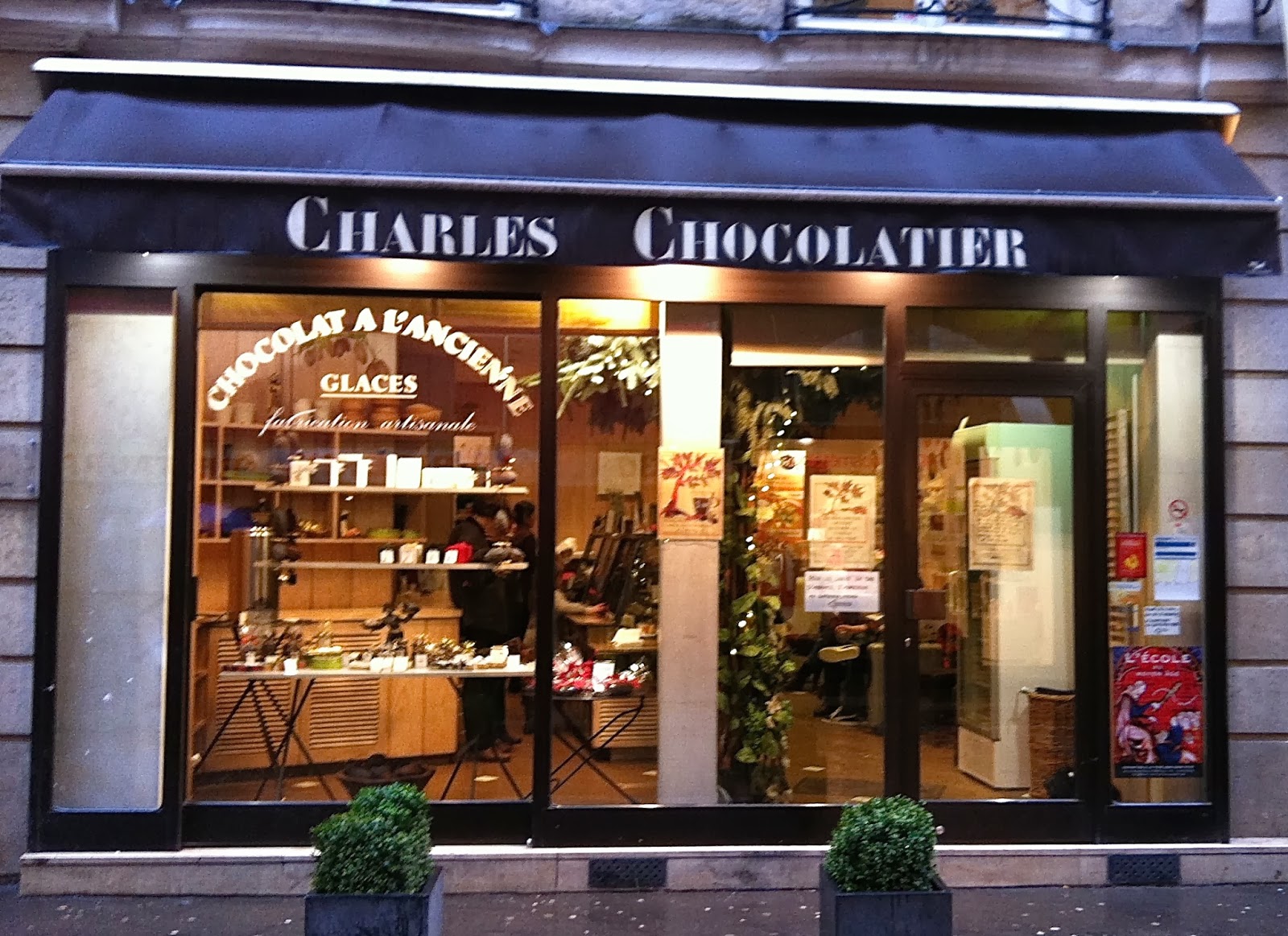Postcards from Paris: Le Chocolat!