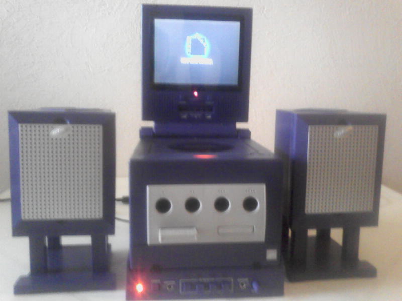Mi Colección de Videojuegos.: Pantalla LCD Intec para Gamecube.