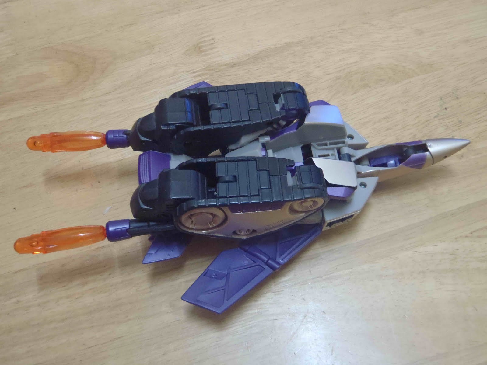 New Planet Cybertron: Transformers Review: Blitzwing (Animated Voyager ...