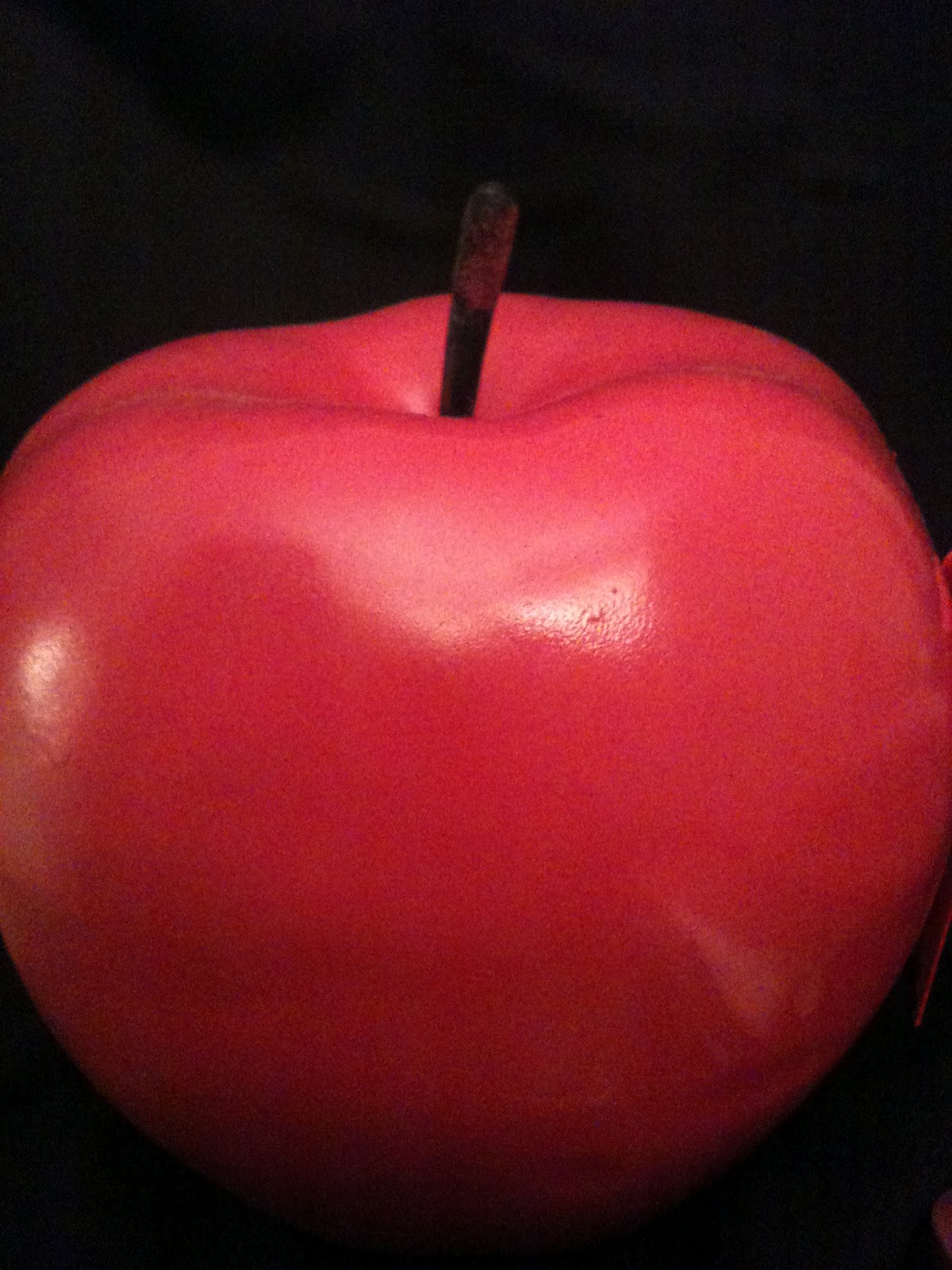 The Gayla Pink Apple : Gennaro's New York