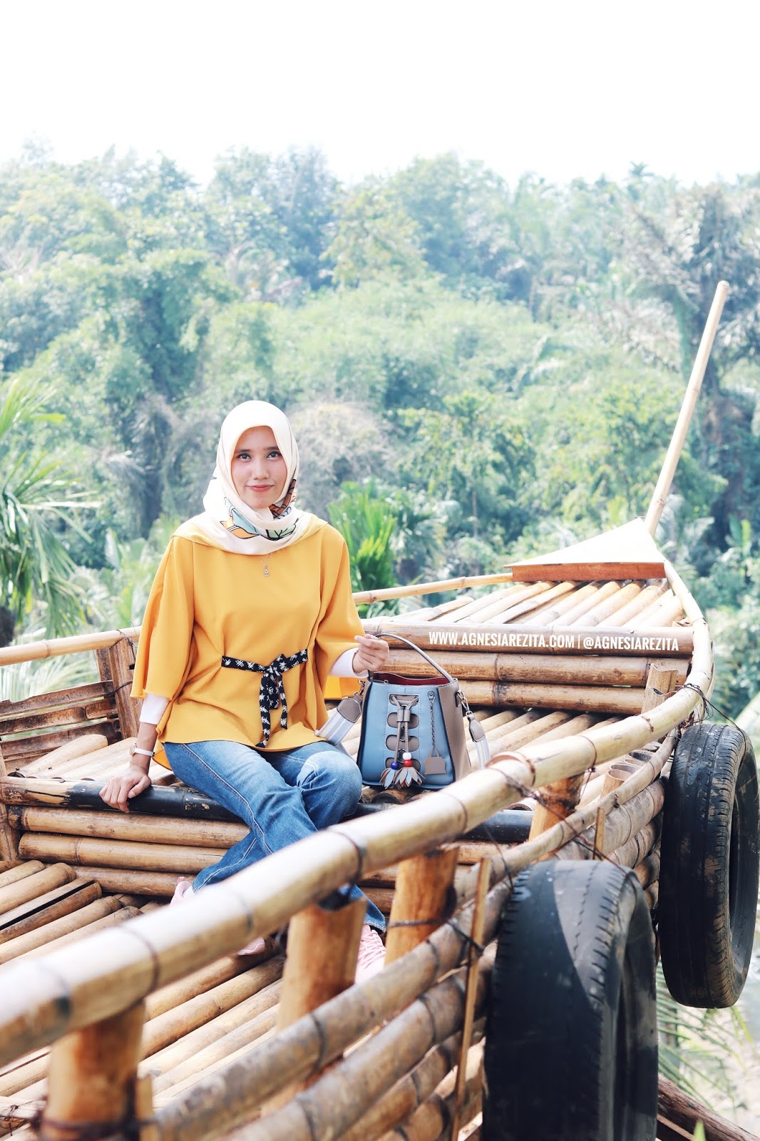 Selfie Gratis di Sun Flower Garden Komplek River Valley Simalingkar ...