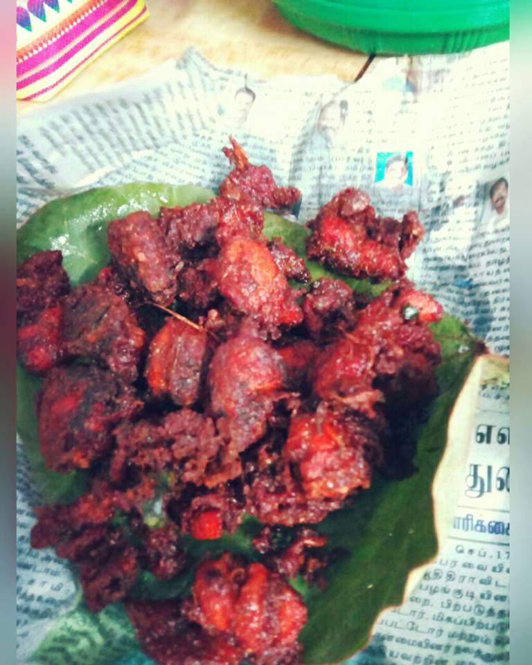 Street Food With Sibi: Vellore's , Chicken Pakkoda With Semiya