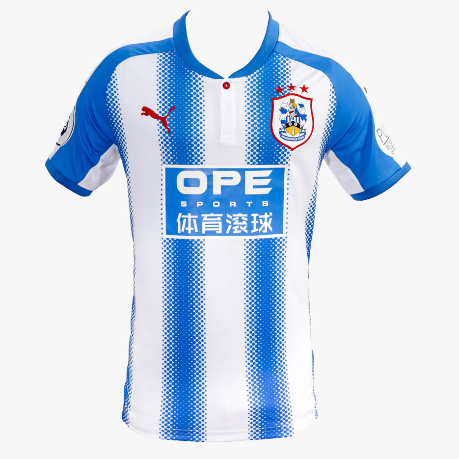 Huddersfield Sign Umbro Kit Deal - Footy Headlines