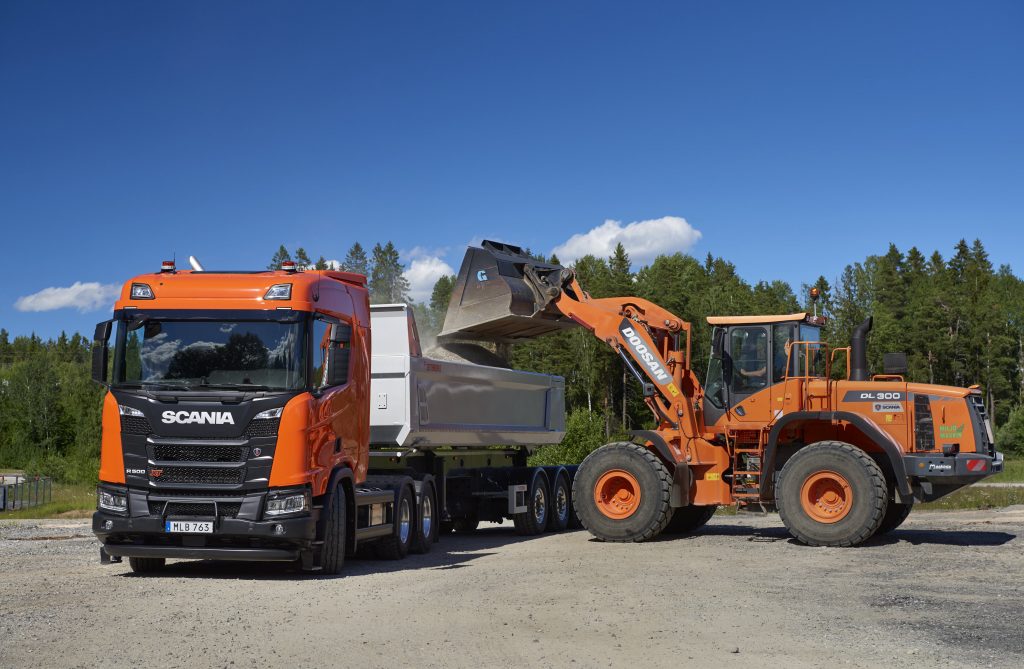 DIECIOCHO RUEDAS: SCANIA XT… LOS NUEVOS CAMIONES DE OBRA DEL FABRCANTE ...