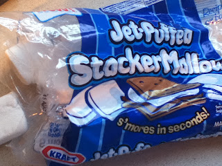 Foodette Reviews: Kraft Jet-Puffed Stackermallows
