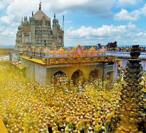 Jejuri Khandoba Temple History – Architecture – Jejuri Mandir Jatras ...