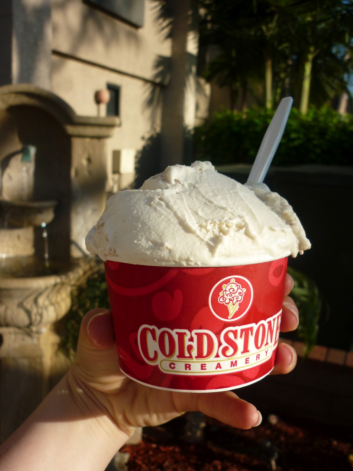 Disney Eats: Across the Street: Coldstone Creamery