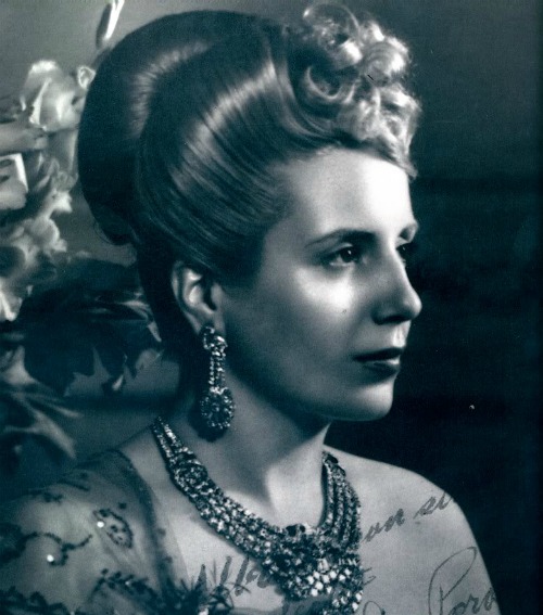 identi chiC* ! ! !: De leyenda: las joyas de Eva Perón