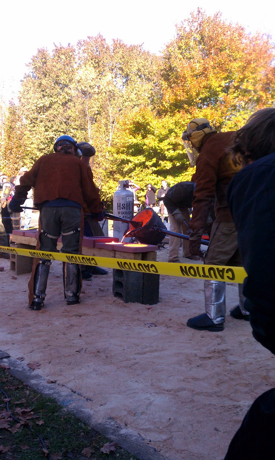 Art Rocks!: Iron Pour