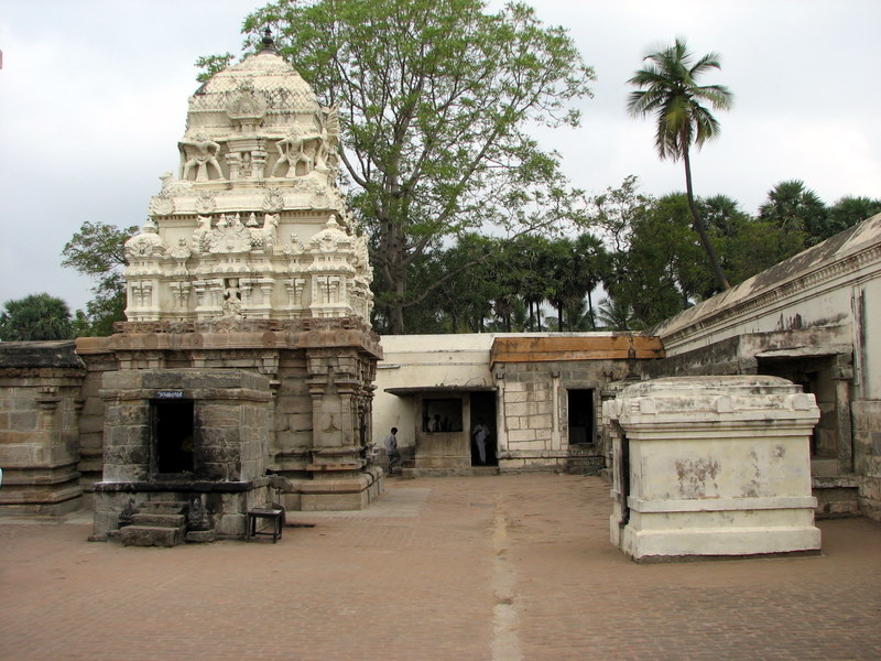Tamilnadu Tourism: Avinashi Lingeswarar Temple, Avinashi, Tirupur
