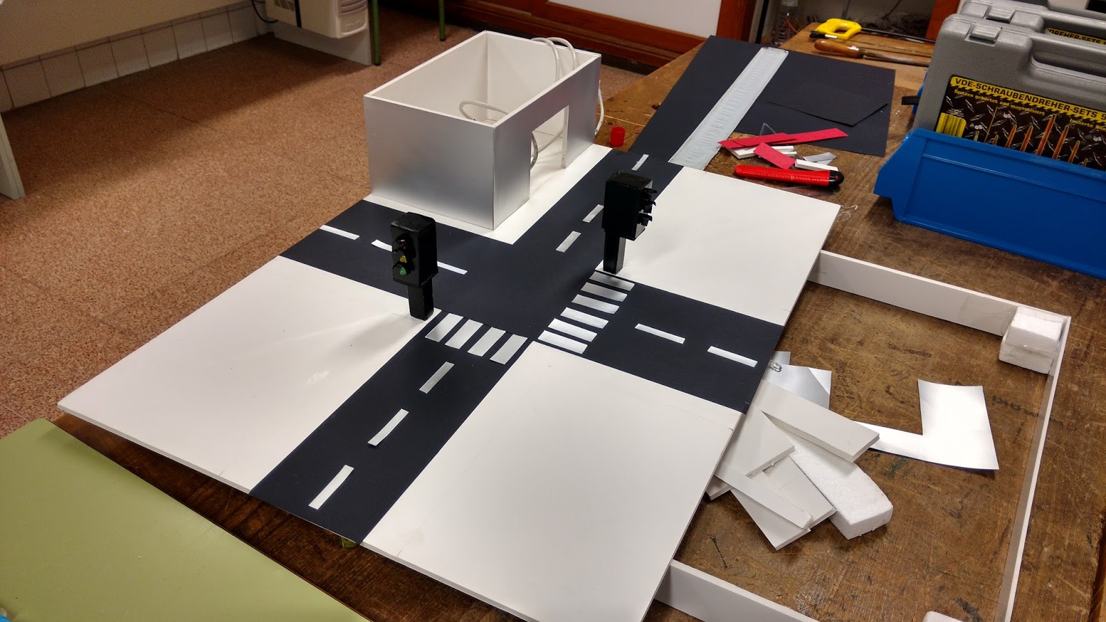 fp Kanarias: Seguimos con las maquetas de Arduino