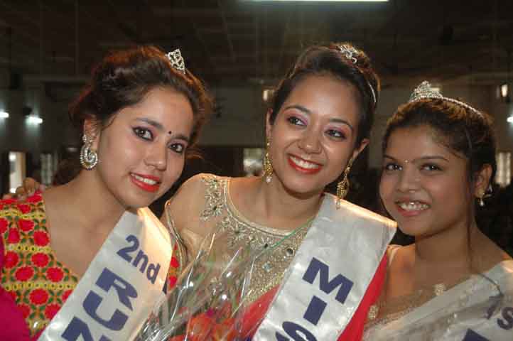 View Patna: Prachi Priya crowned Miss Patna Women's College