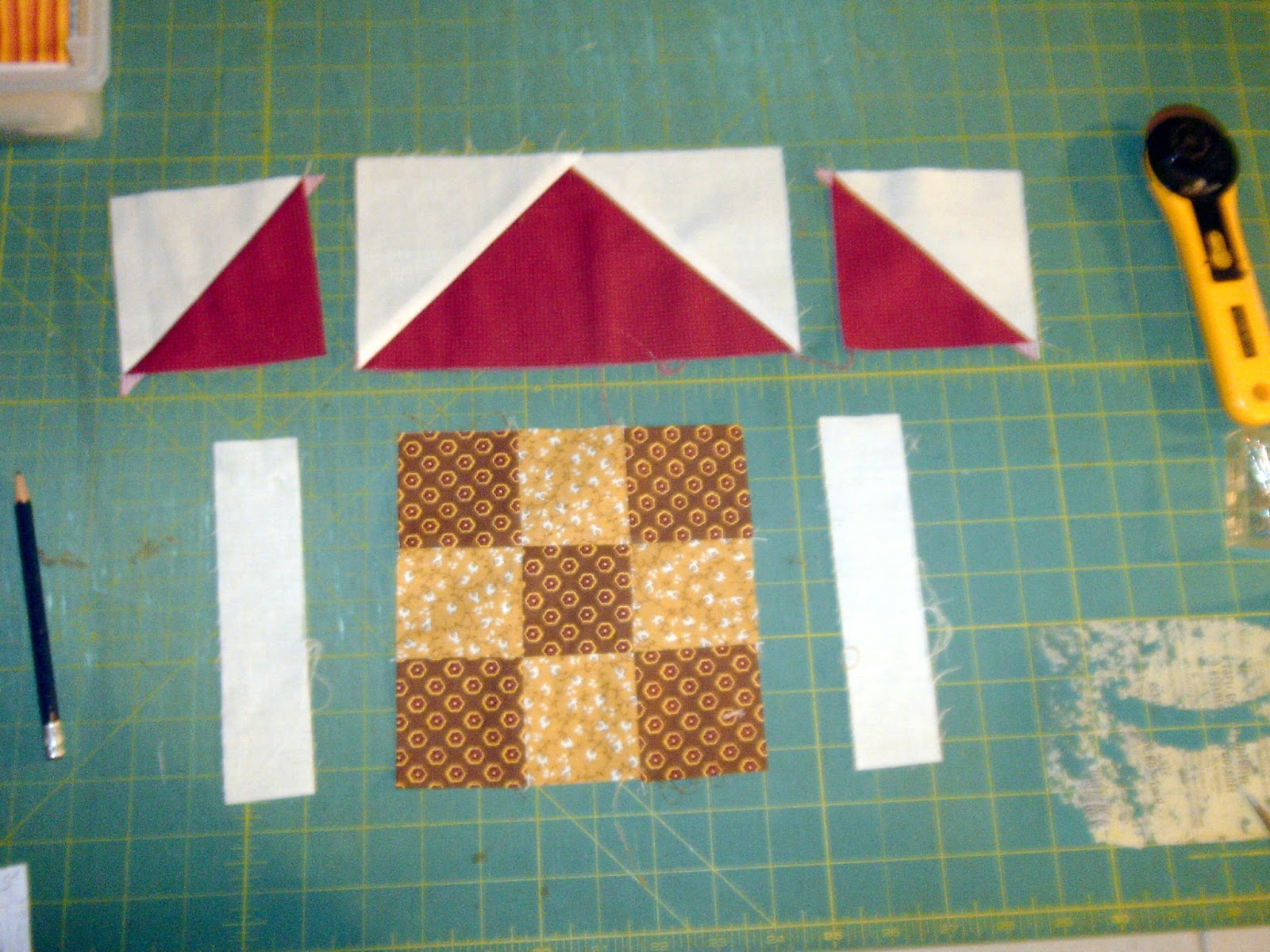 VROOMANS QUILTS: House Block Tutorial
