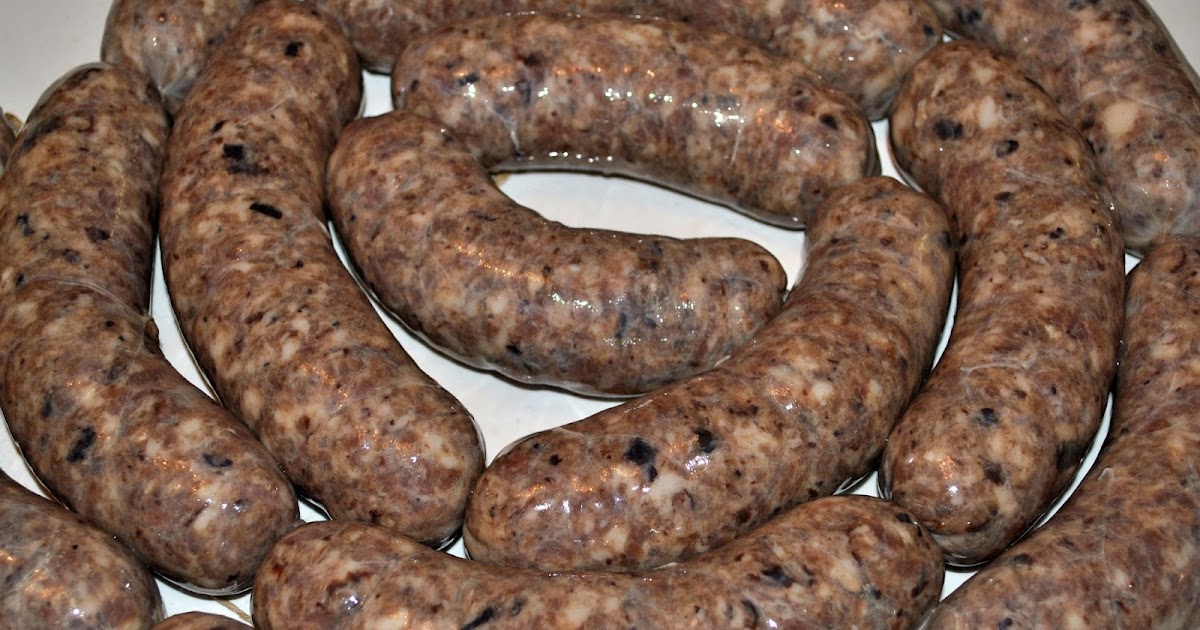 Aszalt szilvás kolbász