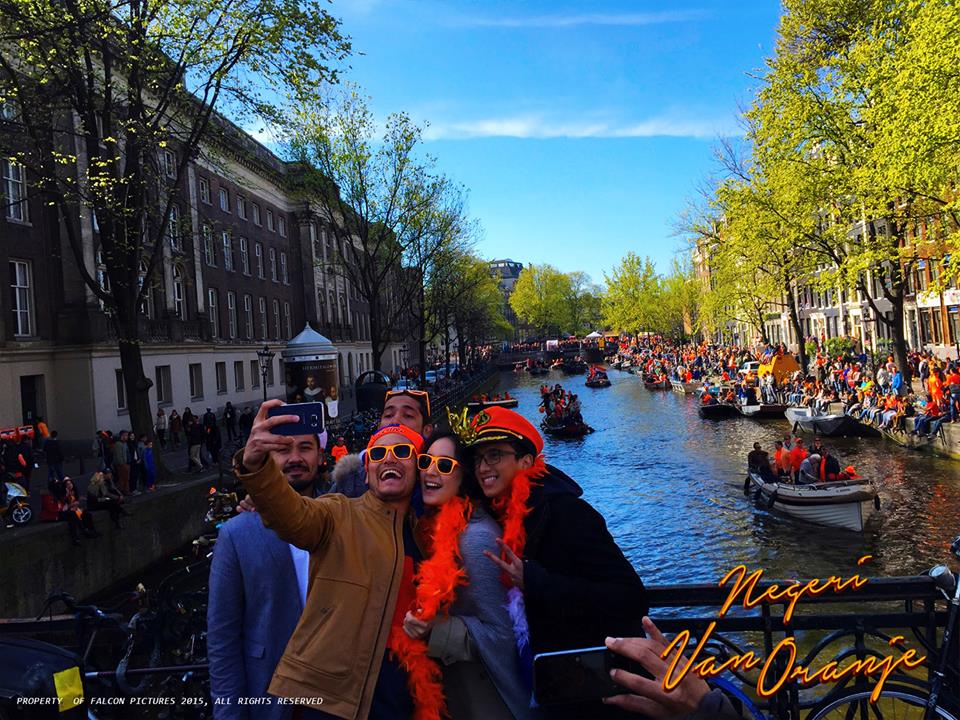 Melihat Keindahan Belanda Dalam Film Negeri Van Oranje - O K Y MAU L A N A