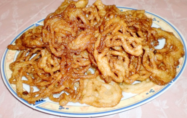 Mshabak (Sweet pastry) Recipe | LEBANESE RECIPES