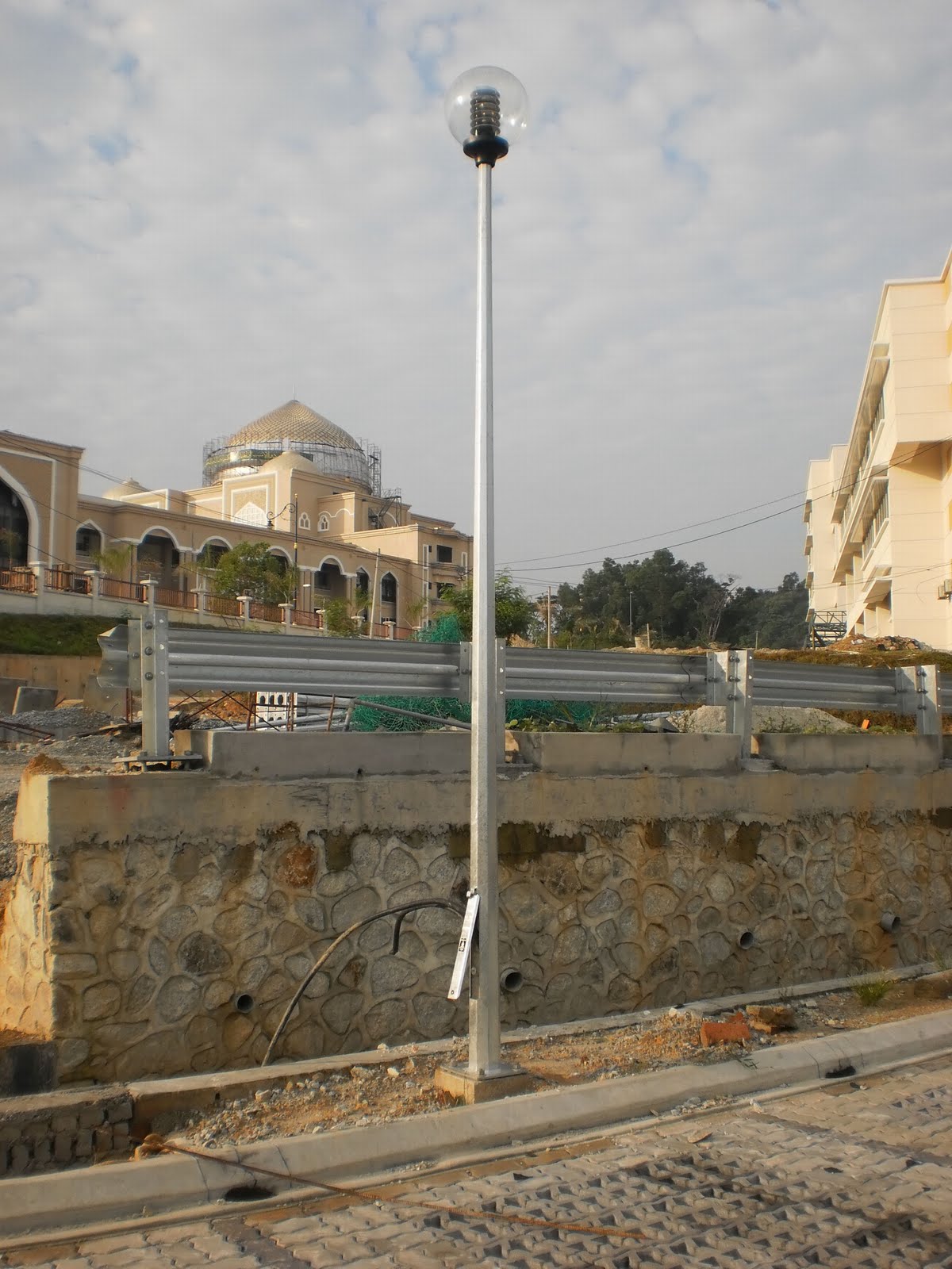 Electrical Installation Wiring Pictures: Compound lighting storage yard