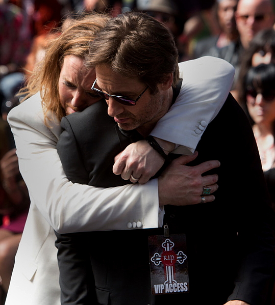 Duchovny Central : Californication Stills: Episode: Dead Rock Stars 6x03