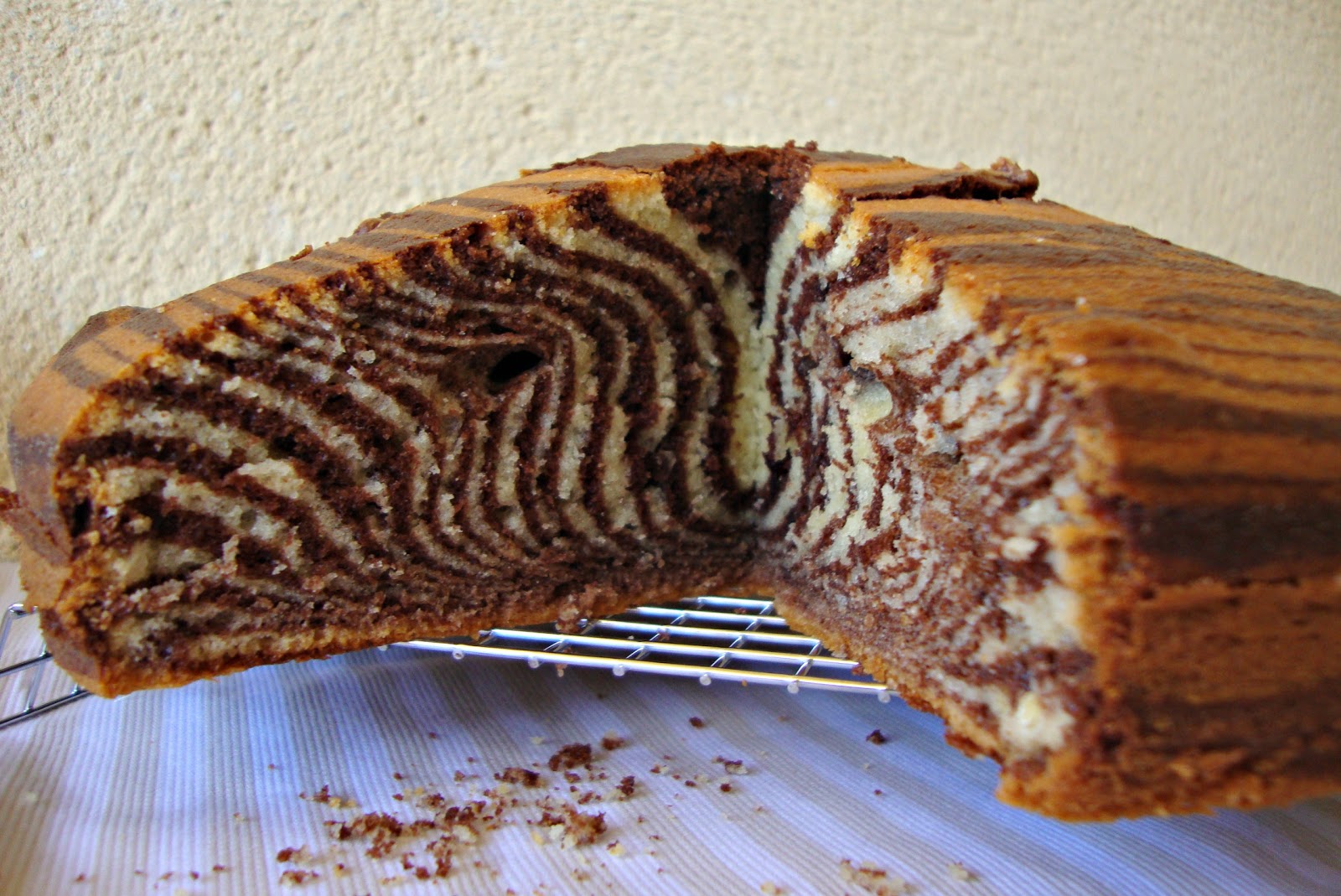 AZÚCAR Y SAL en tu cocina.: ZEBRA CAKE (PASTEL CEBRA)
