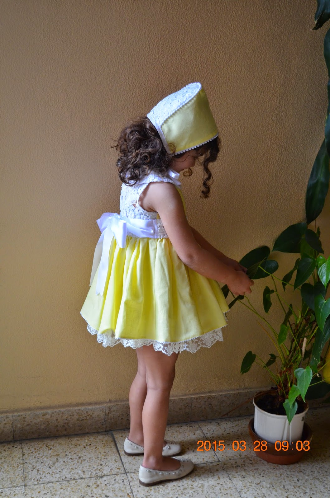 MI PEQUEÑA CONSENTIDA: PON UN BEBES CHIC EN TU VIDA "VIVA EL AMARILLO"...