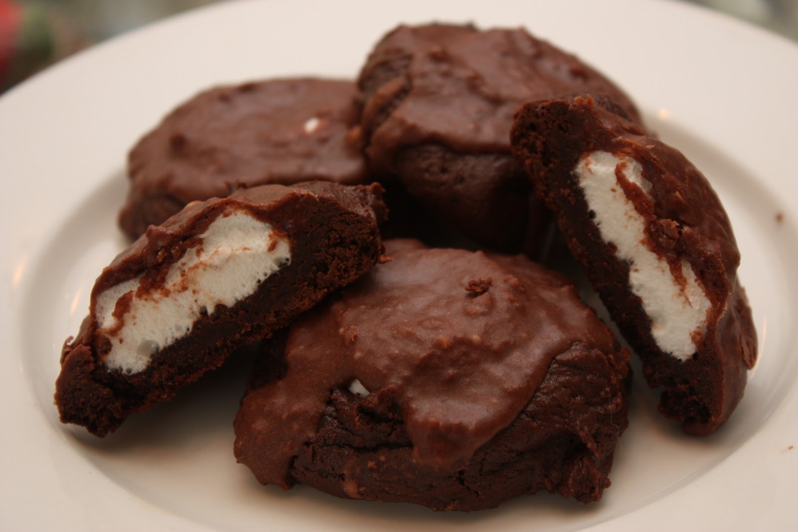 Olive Juice Mama: Holiday Cookies...Mmmmmm...