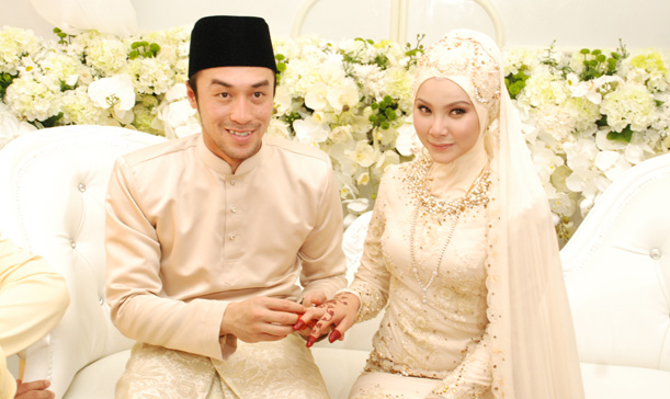 My Latest Feed: Fuh!! Sensasi : Gambar Penikahan Khairul Fahmi Che Mat ...