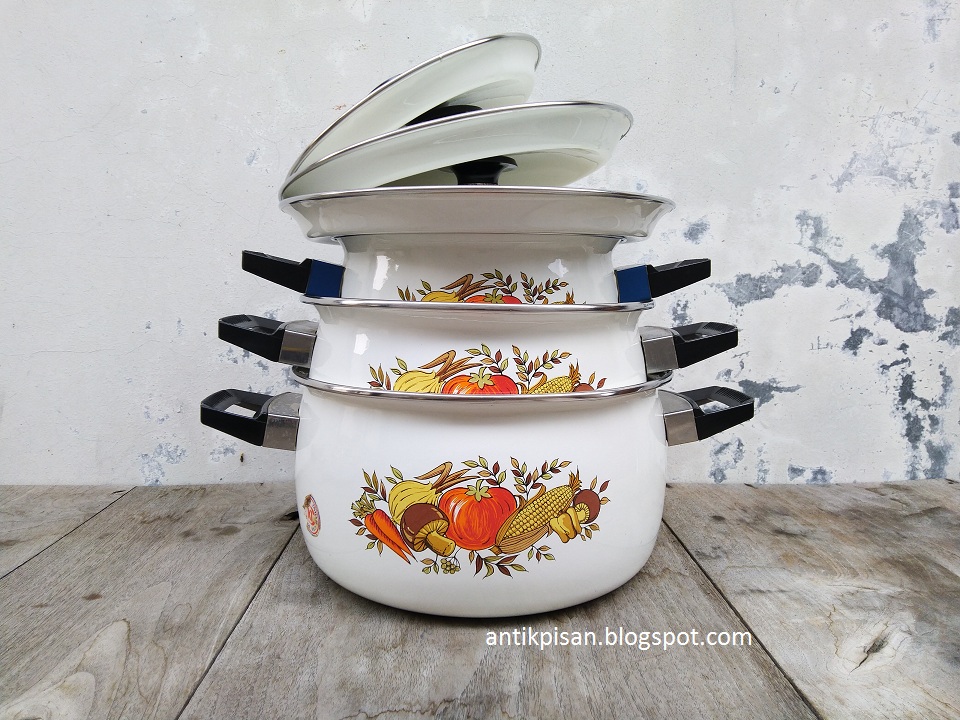Antikpisan: Panci Enamel Vintage Kedaung Group ( NOS )