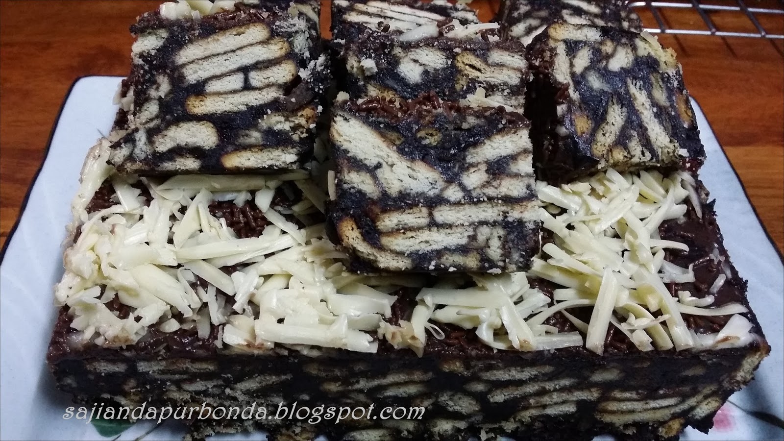 KEK BATIK EXTRAVAGANZA SEDAP (TOPPING COKLAT GANACHE, CHEESE DAN ...