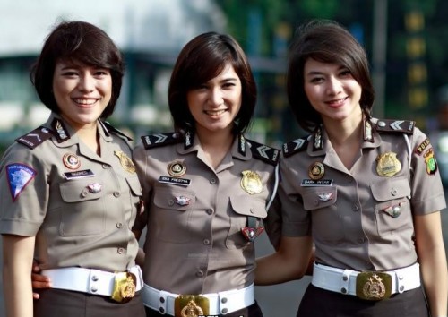 12 Model Rambut Polwan Bob Terbaik dan Terbaru 2017