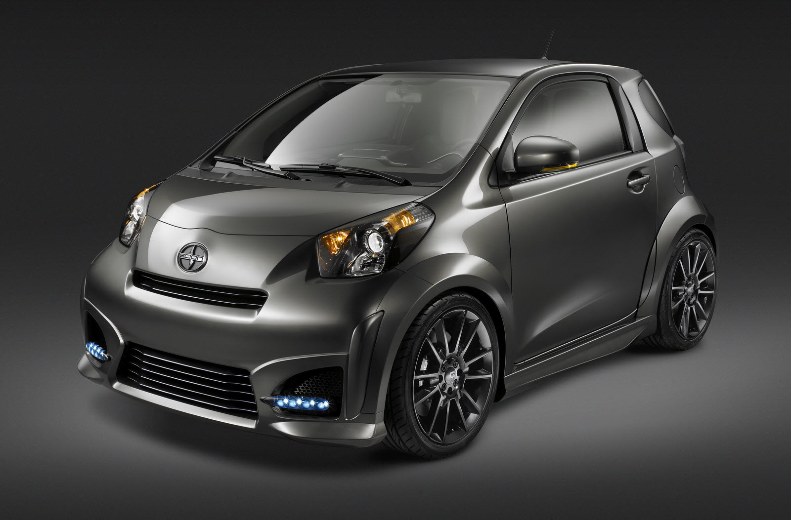 2012 Scion iQ : Premium micro-subcompact is world’s smallest four ...