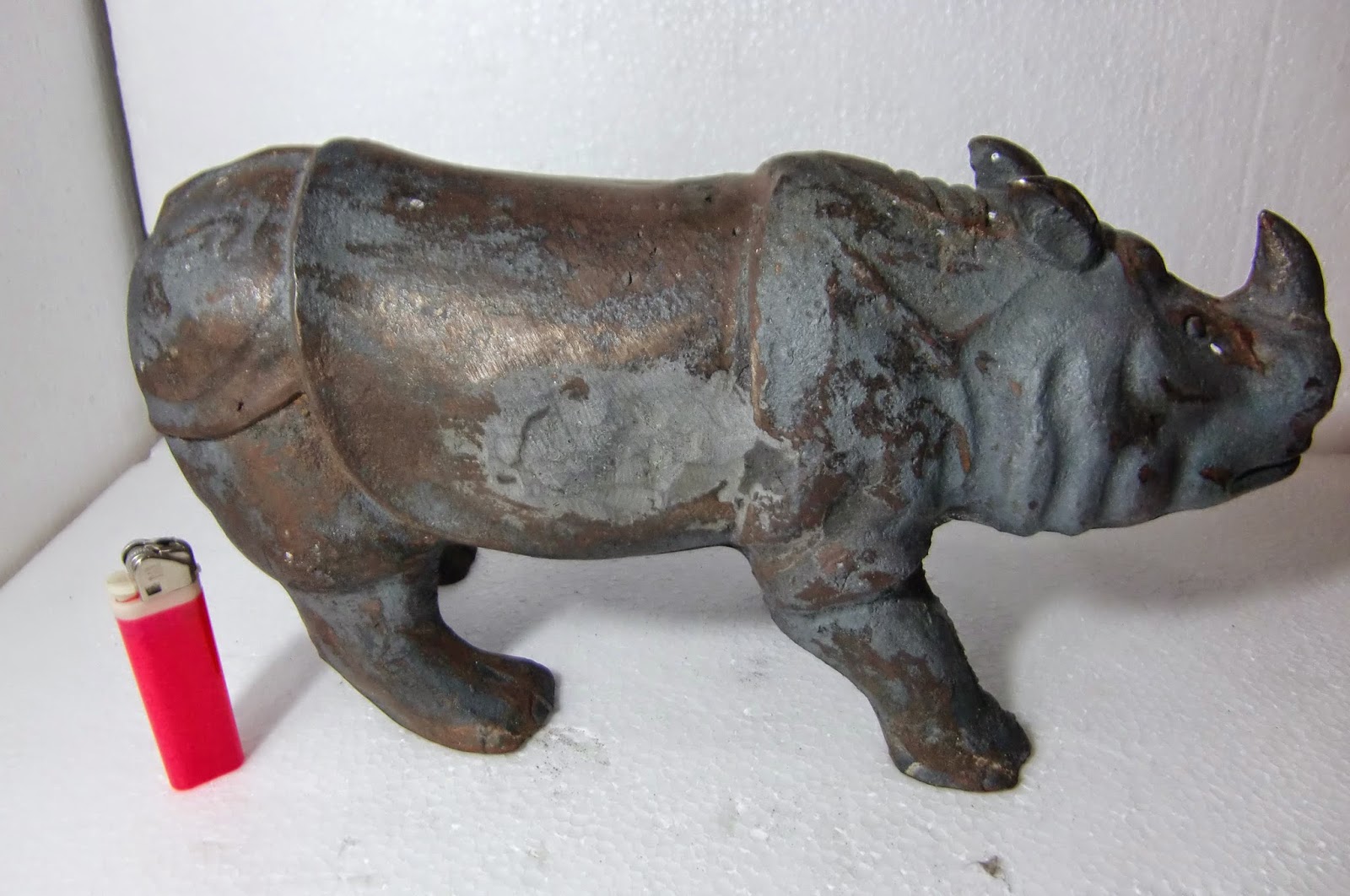 CILEGON ANTIK: Badak Besi Bercula Satu (Badak Jawa)