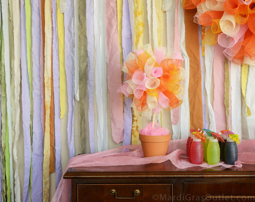 Party Ideas by Mardi Gras Outlet: Sweet Summer Party Ideas with Deco Mesh