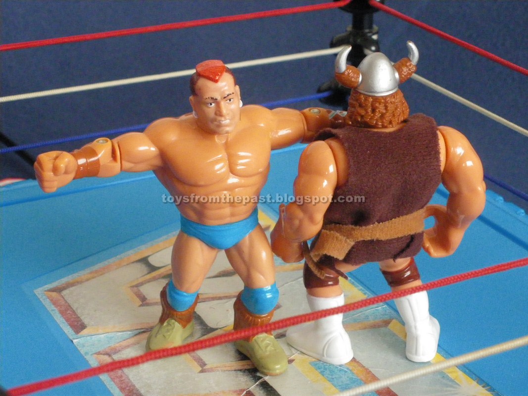 Toys from the Past: #608 HASBRO´S WWF - EL MATADOR, RIC FLAIR and ...