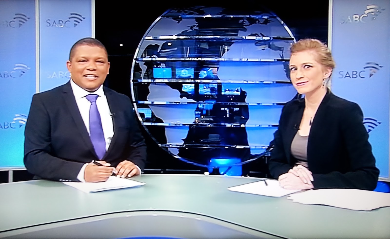 TV with Thinus: SABC News provides another half hour of Afrikaans news ...