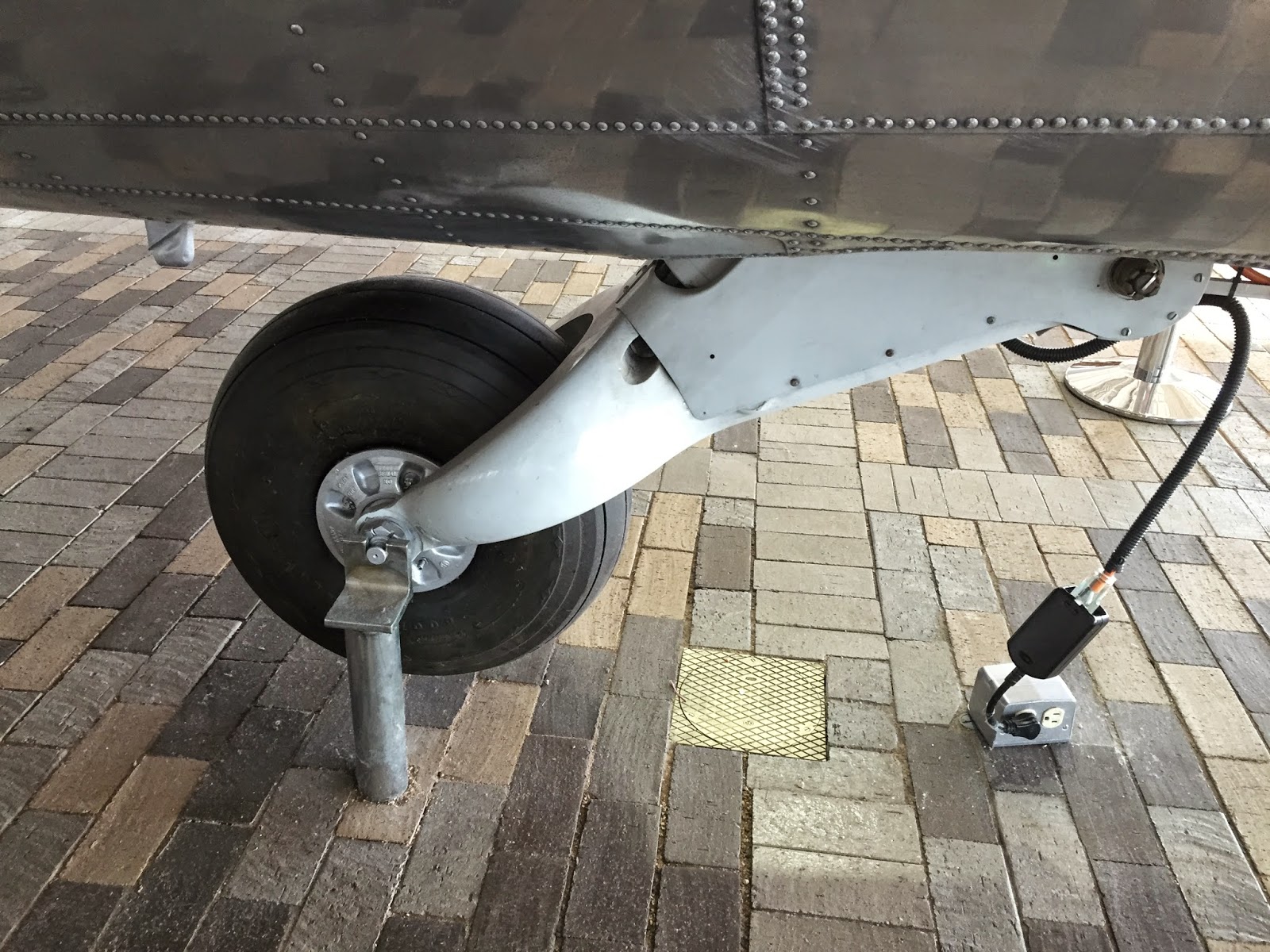 C R Smith Museum: Shown in photo below is the TAIL WHEEL on OUR DC -3 ...