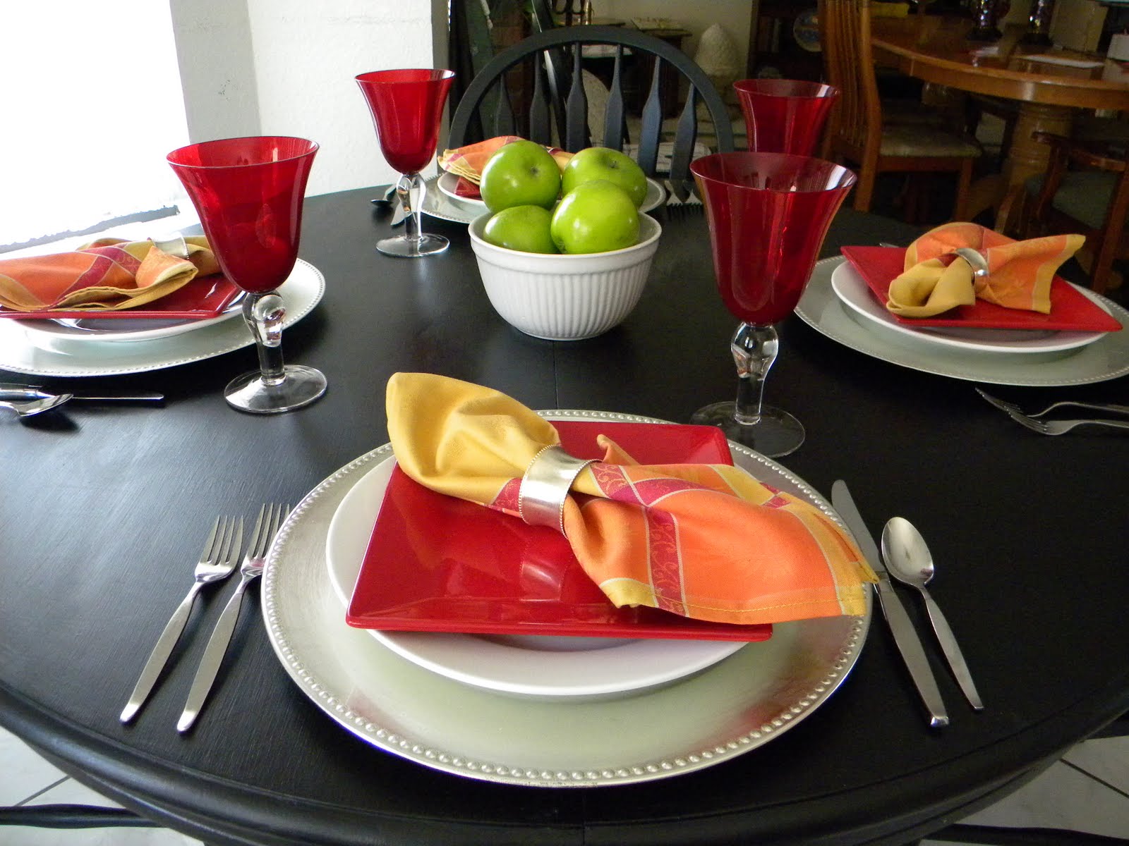 daze of grace: Apple Tablescape for Fall