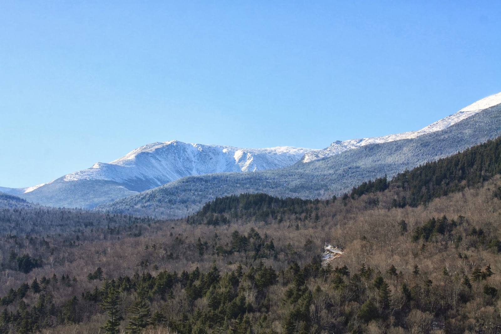 The Presidential Trail - The Scenic Turnout through Pinkham's Notch